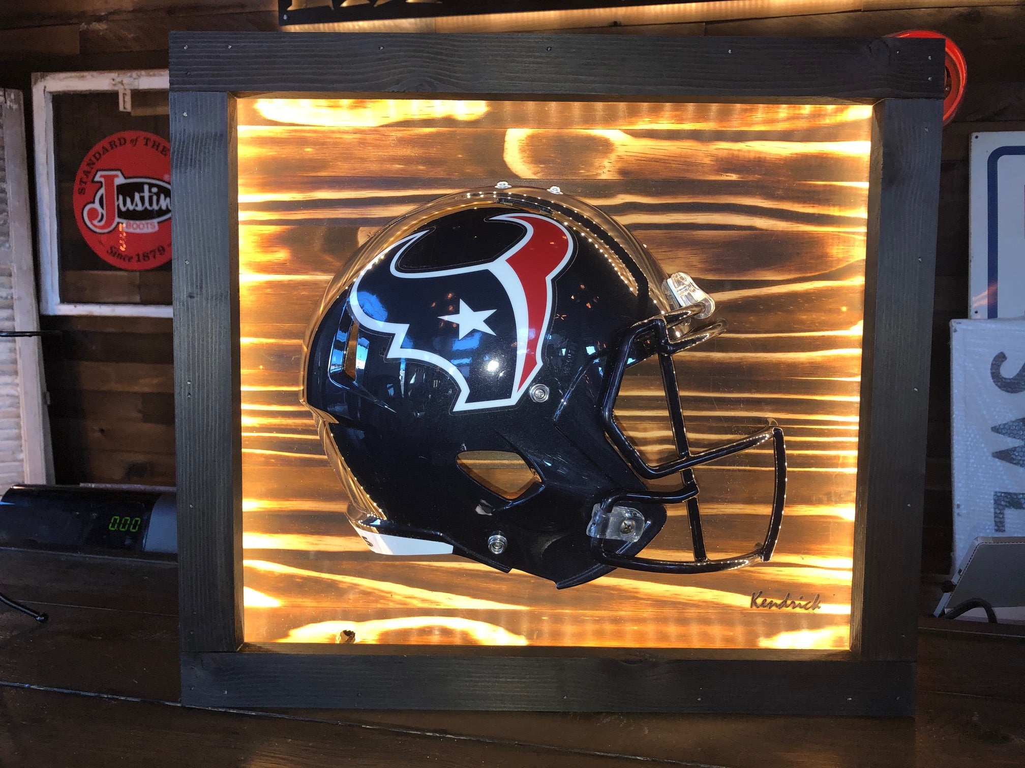 NFL Lighted Football Helmets – Lamp Monkey